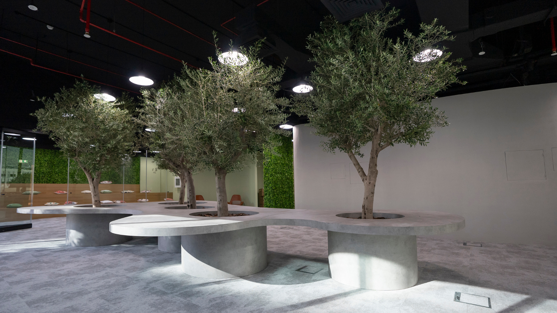 Flexi Desk in UAE: Maximize Business Flexibility in Dubai Free Zones ...